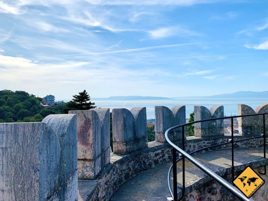 Trsat Castle in Rijeka (Kroatien): Burg-Flair mit 360 Grad Weitsicht
